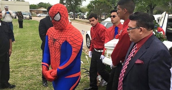 Go Ask Mum Officer Shows Up as Spider-Man to a Little Boy's Funeral ...