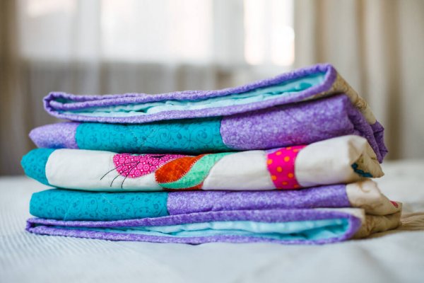 Go Ask Mum Mum Demands an 'Expensive' Registry Gift and Not a 'Tacky ...